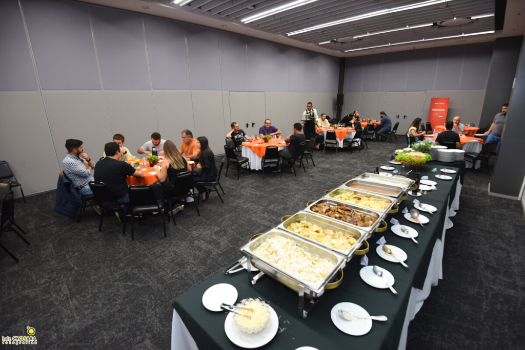 Como elaborar um cardápio saudável para eventos – Center Convention